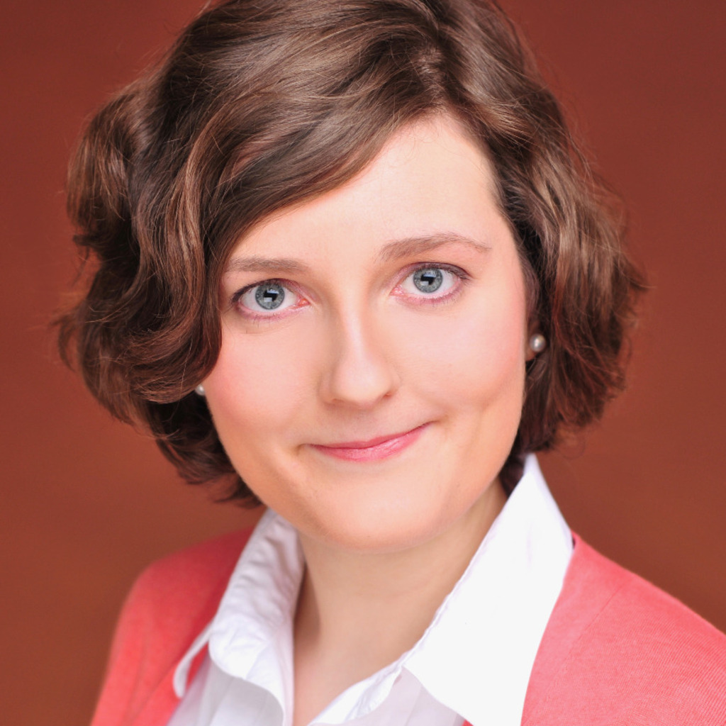 Sarah Jackson - Modedesignerin / 3D Artist - Freelancerin | XING