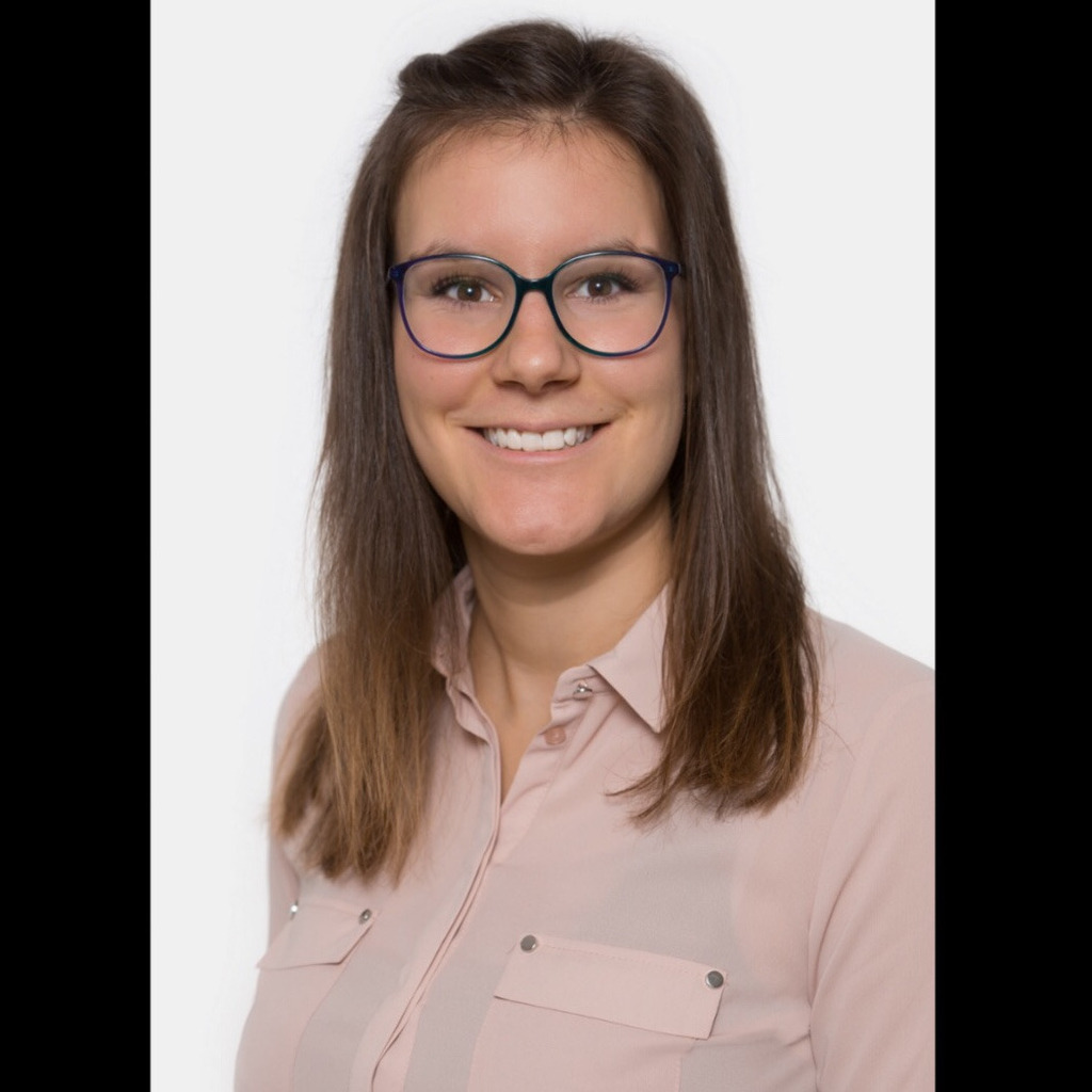 Alexandra Fischer - Kreditorenbuchhaltung - MHP – A Porsche Company | XING