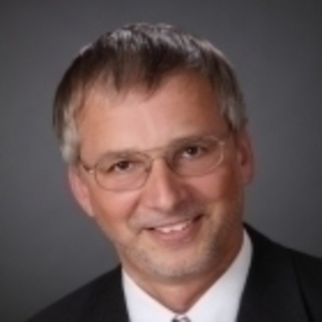 Richard Hacker - Qualitätsmanagement - sixData GmbH | XING