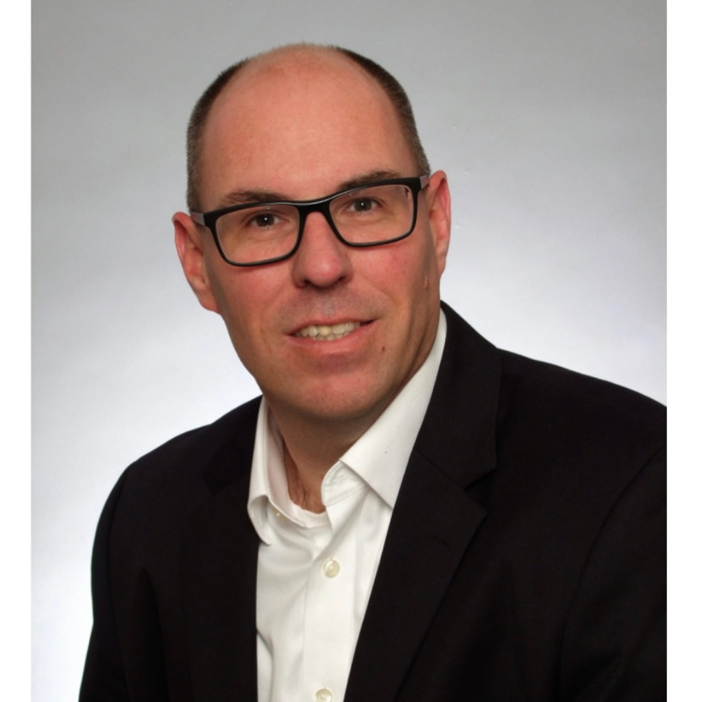 Manuel Rixecker - Mitarbeiter Fuhrparkmanagement - Schenk Tanktransport ...