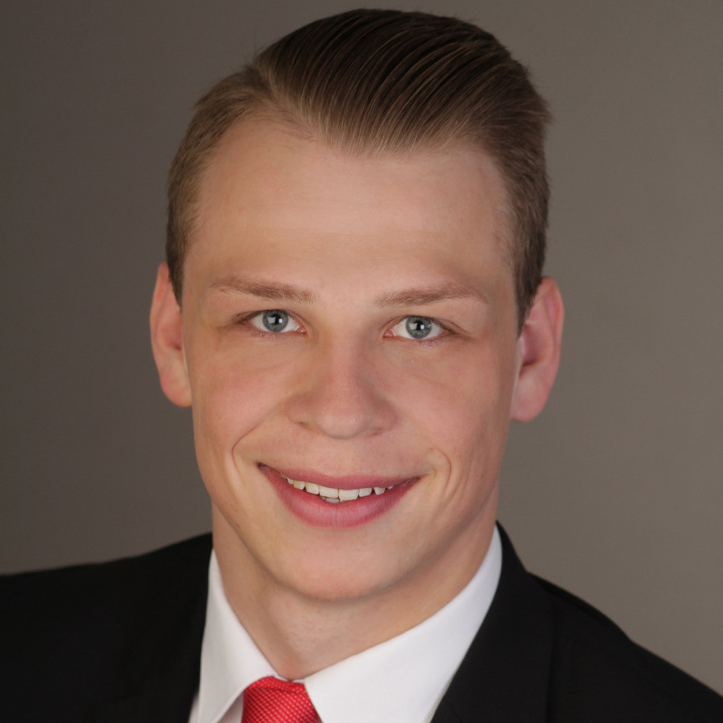 Daniel Seger - Associate Public Sector Consulting - PwC Deutschland | XING