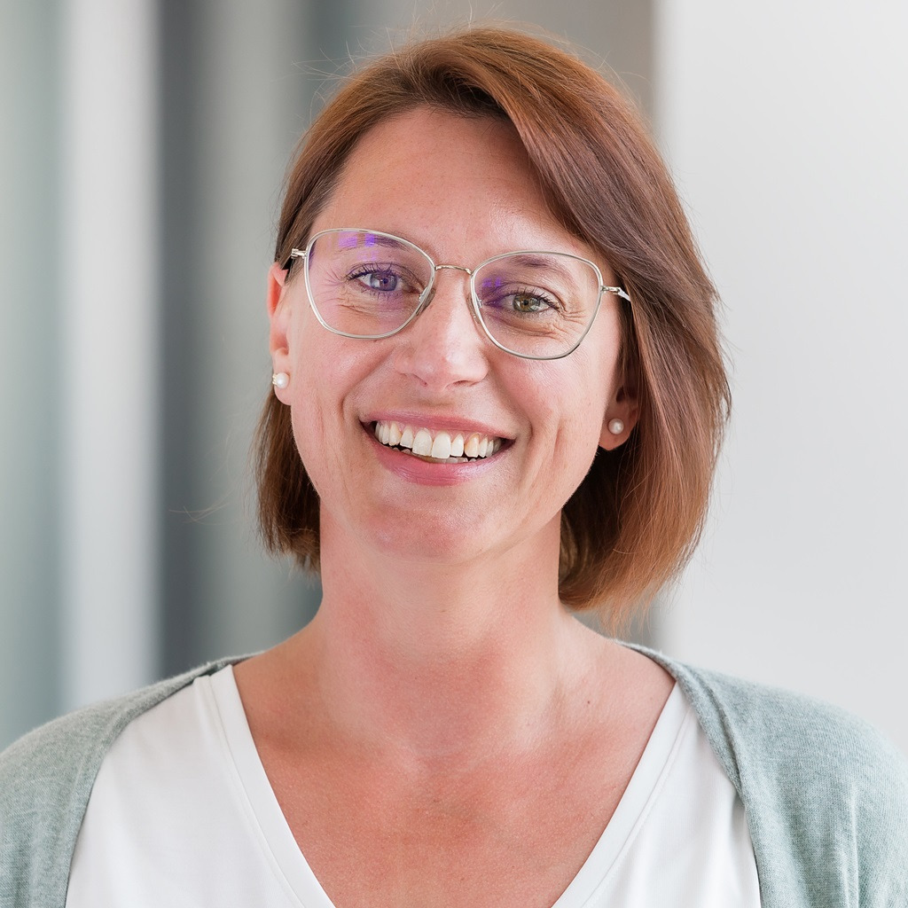 Jennifer Graf - Beraterin/Supporterin für HR-Lösungen - CERRO EDV ...