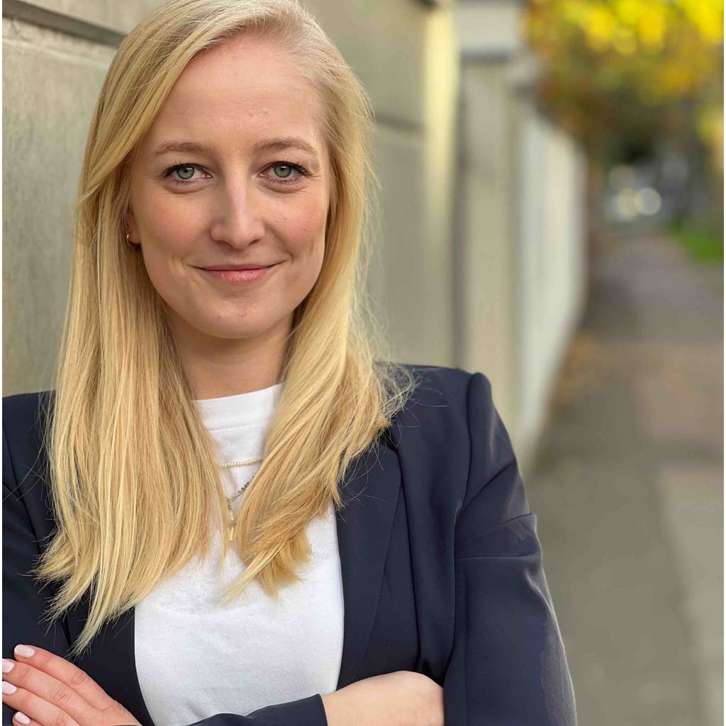 Anna Pries - Category Buyer Non Food - REWE Group | XING