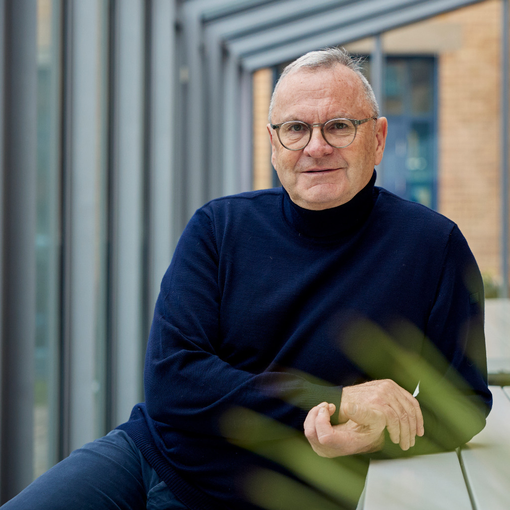Dipl.-Ing. Andreas Barth - Member of the Board of Management, Head of ...