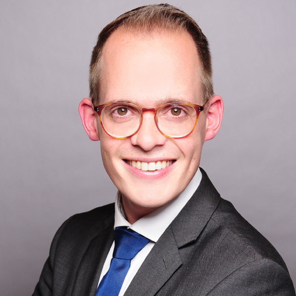 Hennemann aus Hamburg in der Personensuche von Das Telefonbuch