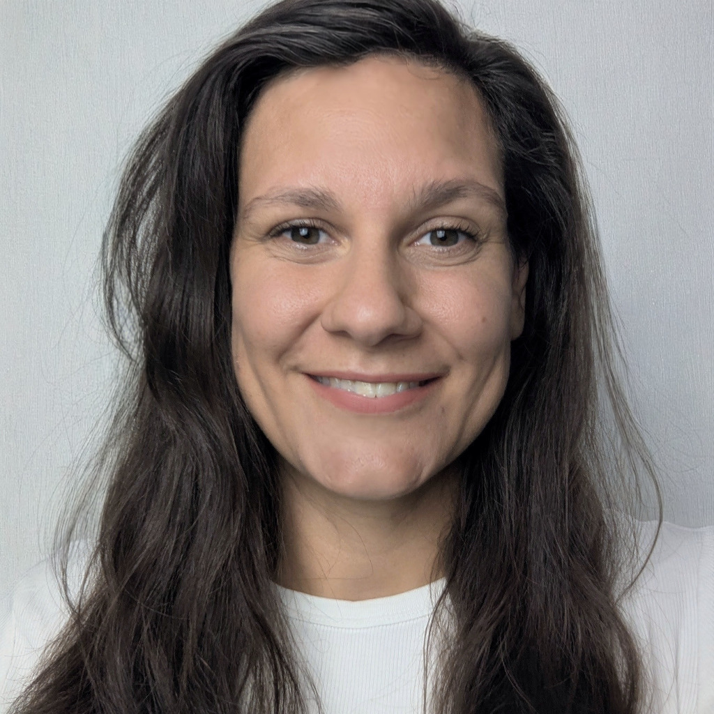 Anna-Lena Obermeier - Gesundheits- und Krankenpfleger - mük | XING