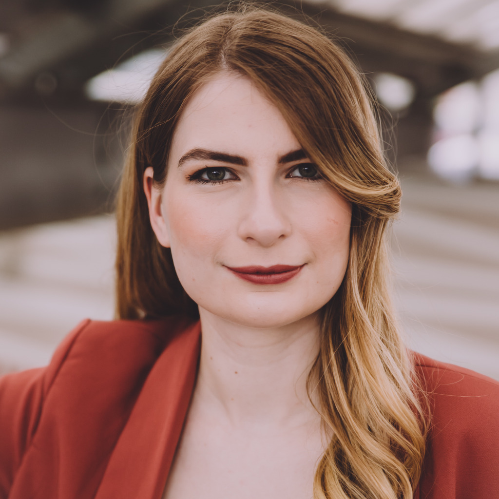 Jenna Seeber - Group Head TV - Publicis Media GmbH | XING