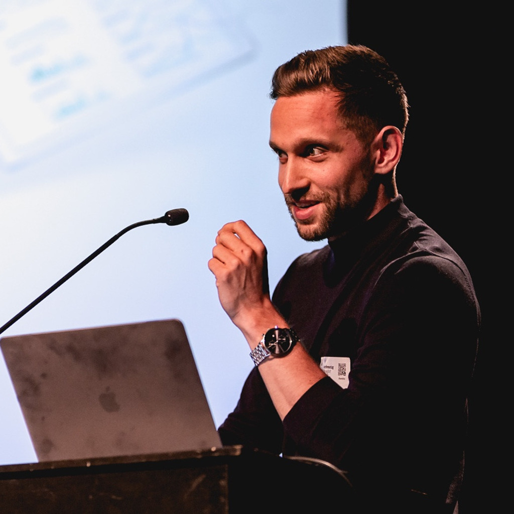 Jan Uder - Senior Product Development Manager - Mainova AG | XING