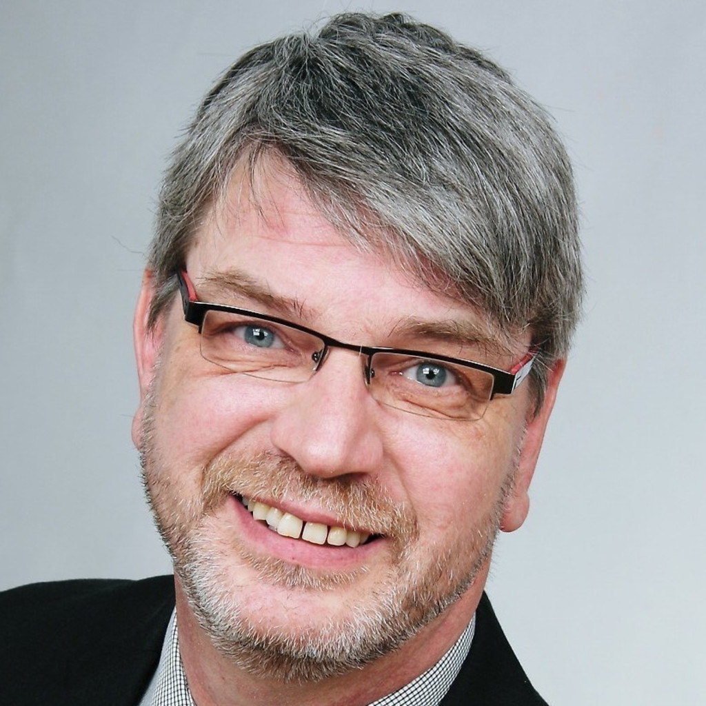 Carl Ahrens - Inhaber - Schiesslehrer Triggercontrol | XING