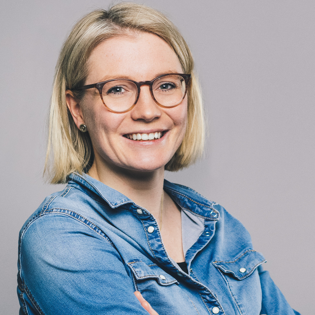 Anna Siefert - Projektmanagerin Digitale Entwicklungen und Social Media ...