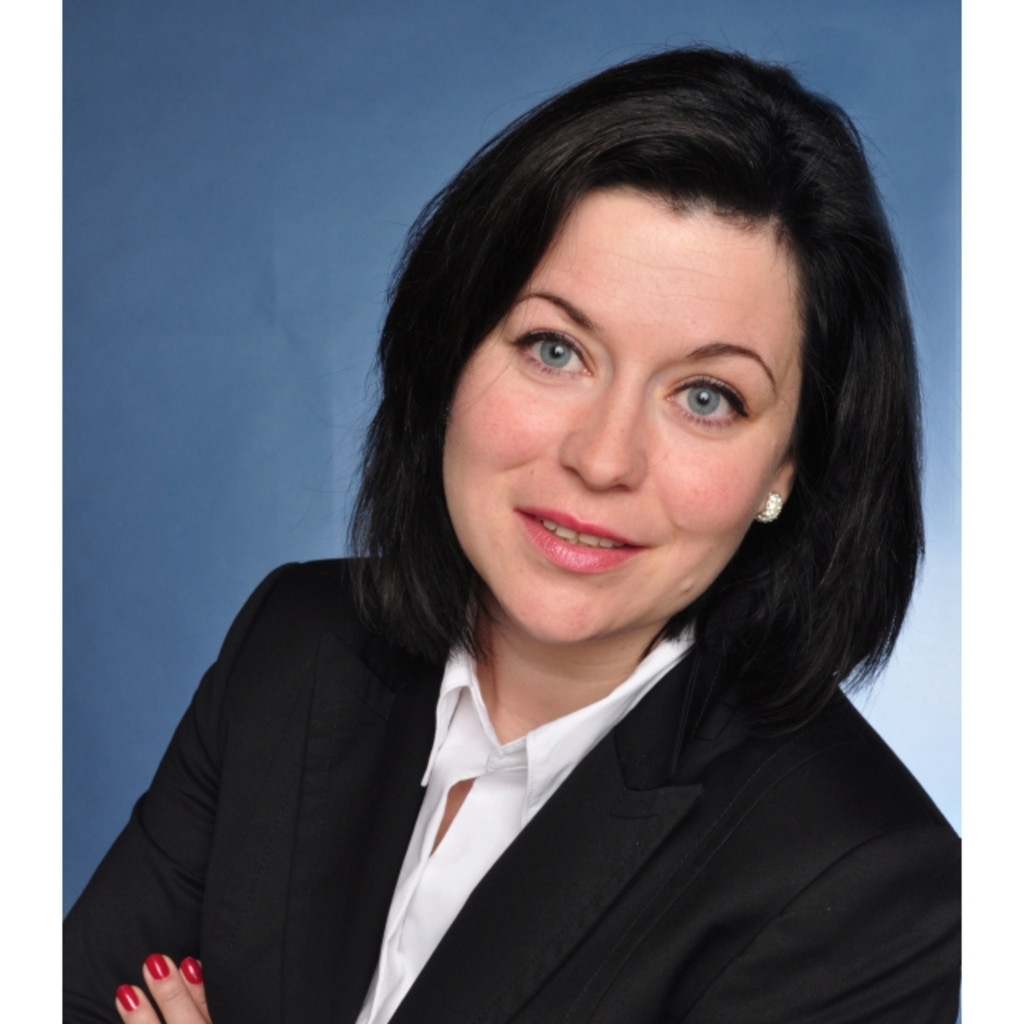 Astrid Brandl - Mitarbeiterin Risk & Regulatory (Meldewesen) - V-Bank ...