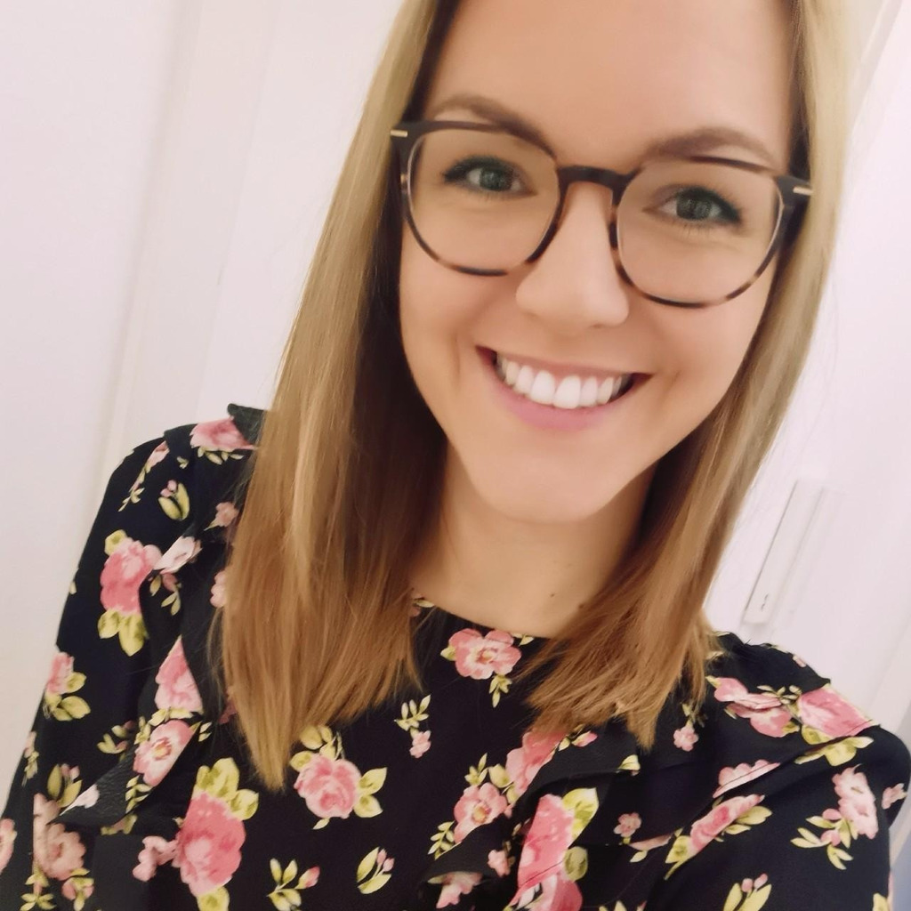 Ann-Jaqueline Geiger - Managerin Training und Qualität - GHD ...