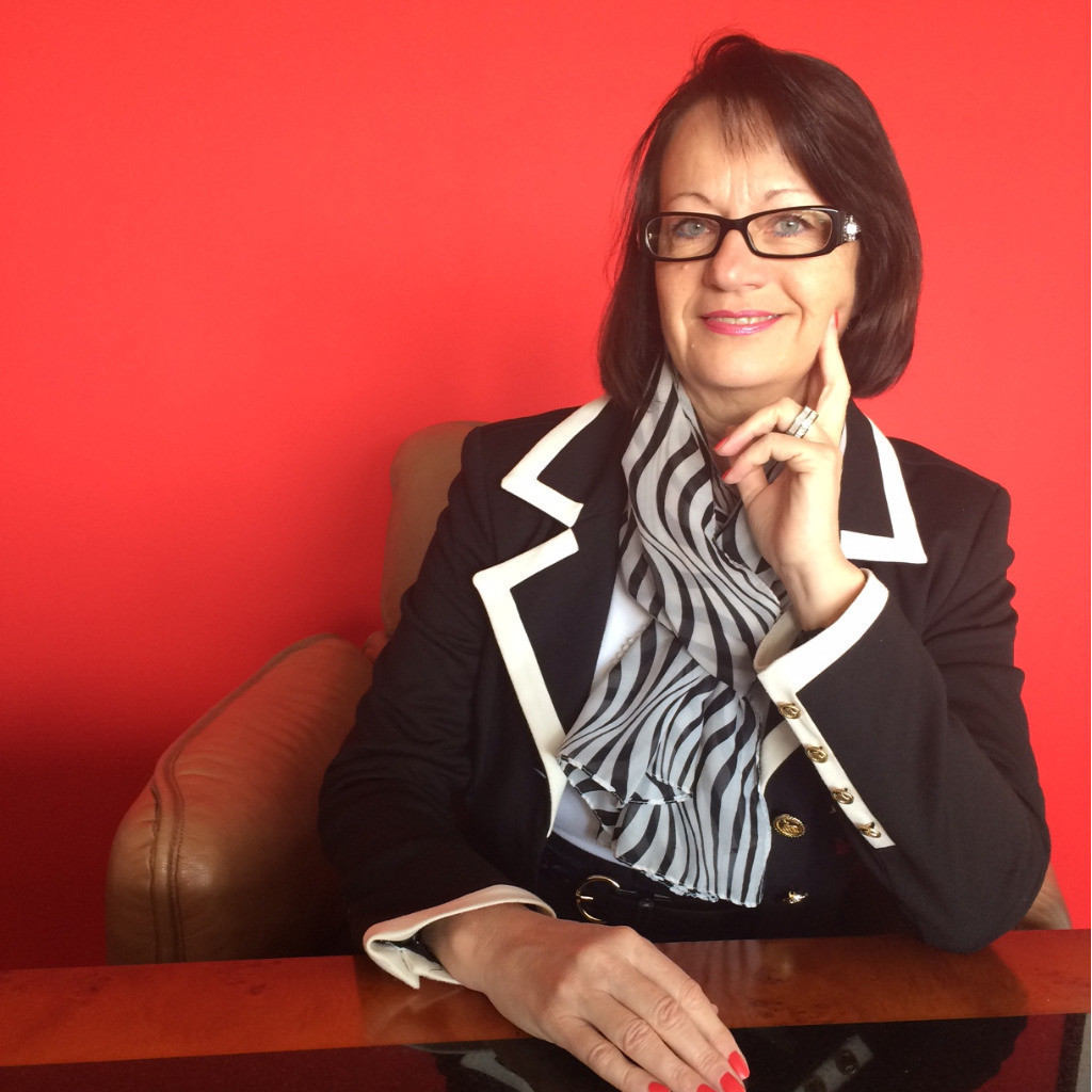 Christine Mohn - Geschäftsführende Gesellschafterin - Christine Mohn ...