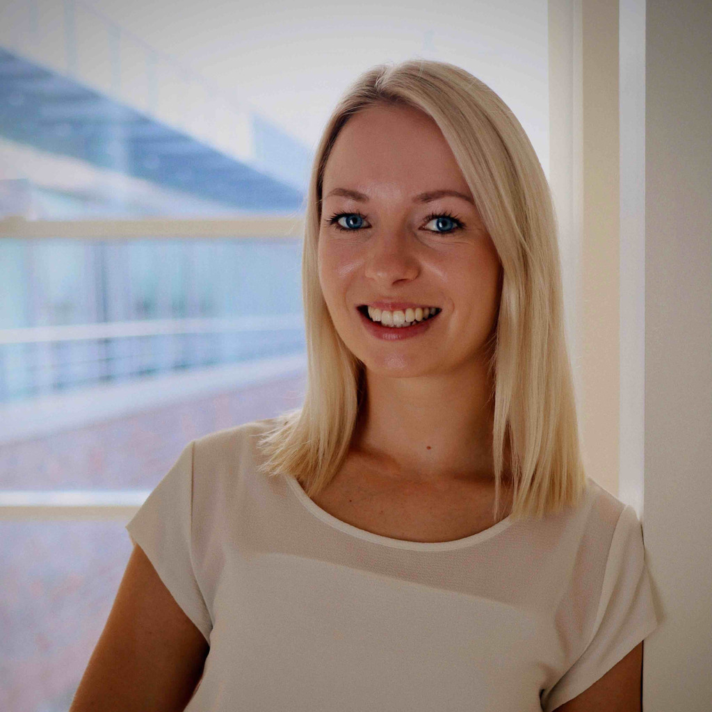 Laura Mattern - Leiterin Marketing Team Beverage Großhandel - Team ...