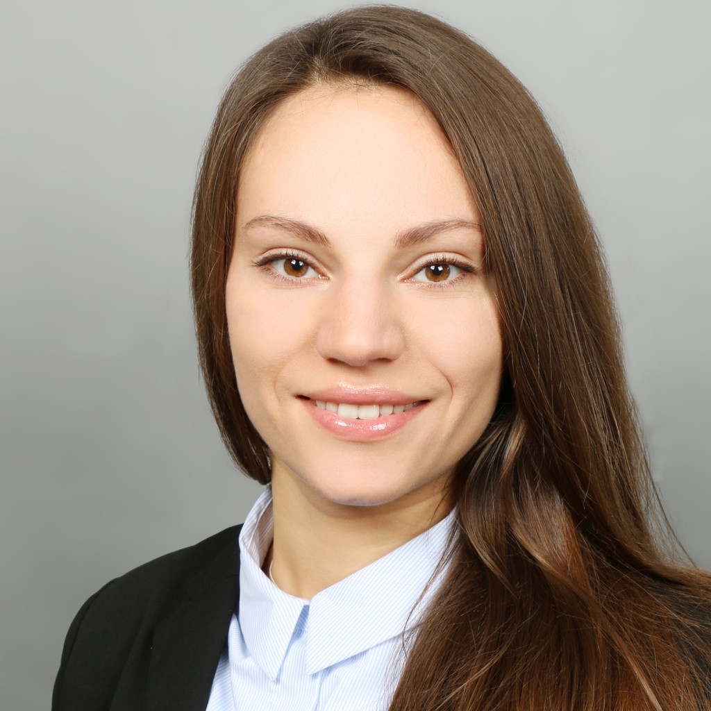 Laura Malik - Marketing Manager - innovaphone AG | XING