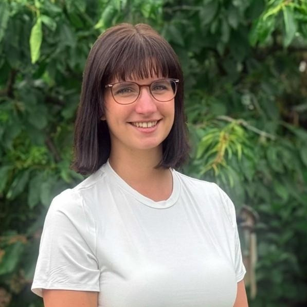 Sarah Dury - Grafikdesigner / Webdesigner - mobilezone GmbH | XING