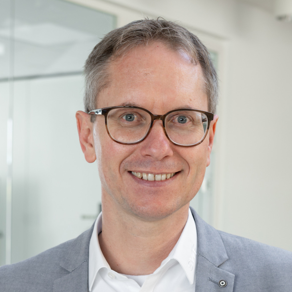 Oliver Fuchs - Leiter Unternehmensstrategie / Chief Strategy Officer ...