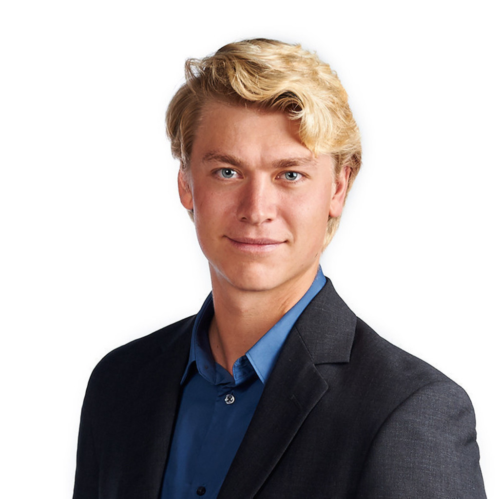 Dipl.-Ing. Jakob Mökander - Associate - Business Sweden | XING
