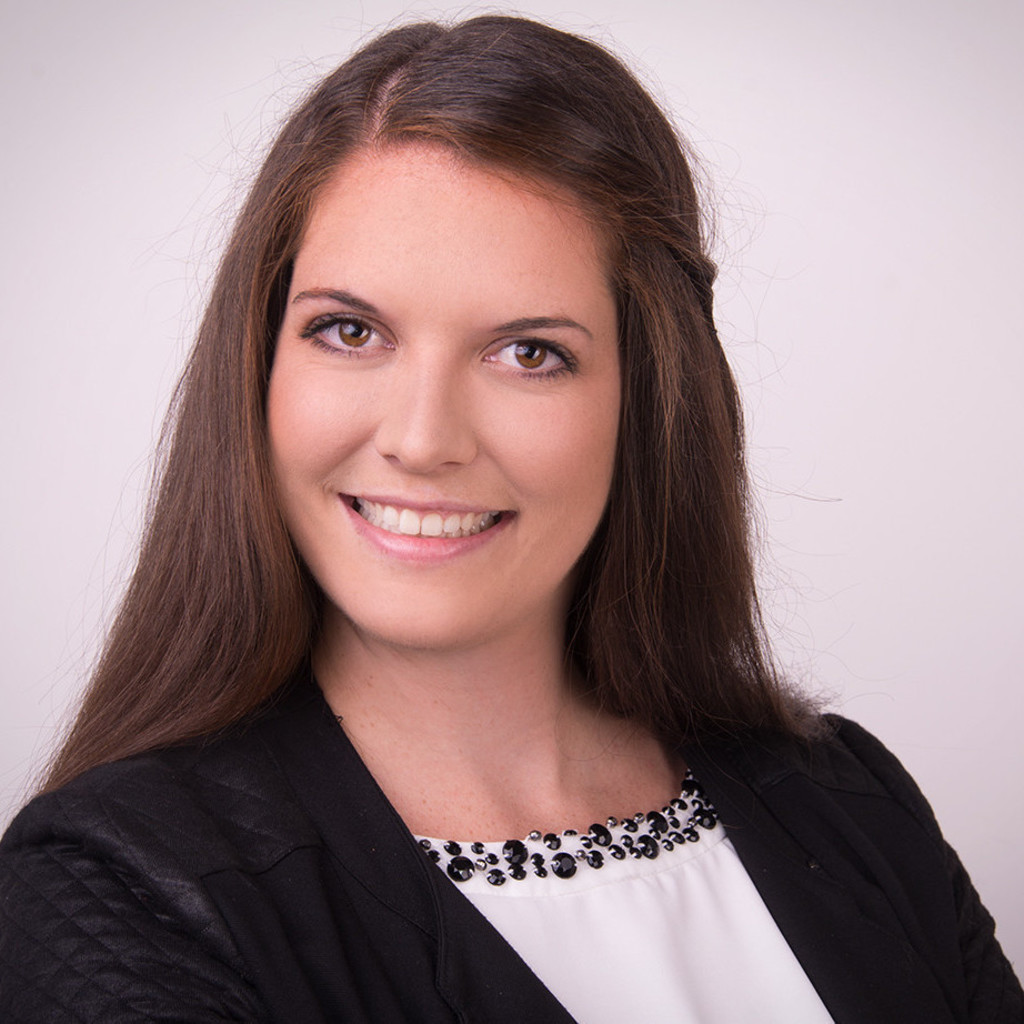 Felicia Schmitt - Team Manager HR Controlling, Compensation & Benefits ...