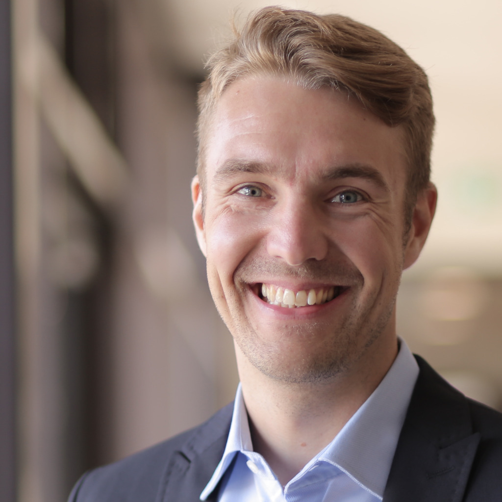 Dr. Alexander Bleier - Associate Professor of Marketing - Frankfurt ...