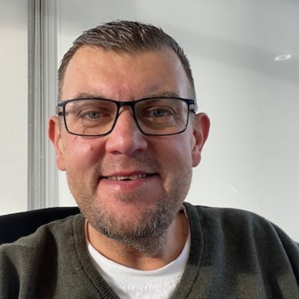 Andreas Weiß - Zertifizierter Automobilverkäufer - Autowelt Ebert | XING