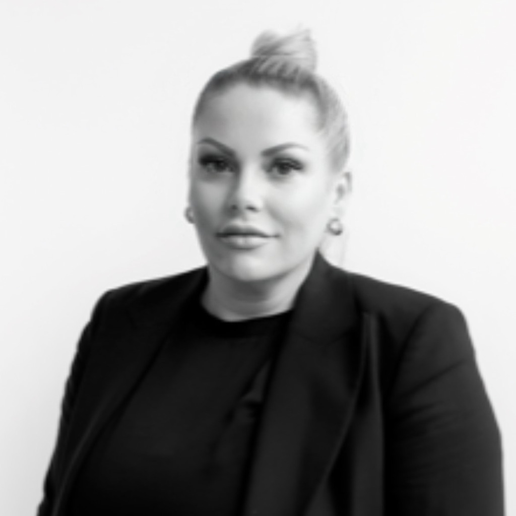 Sarah Simone Junius - Head of Project Coordination - Trieha GmbH | XING