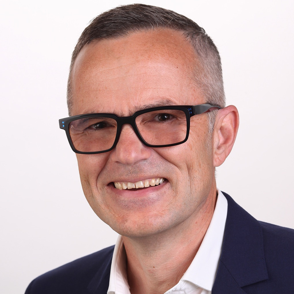 Christian Schultz - Senior Commercial Operations Manager - DePuy ...