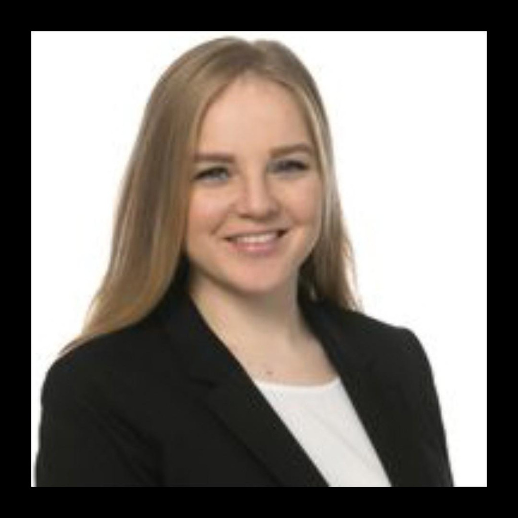 Svenja Herrmann - Junior Produktmanagerin Agribusiness - Agrarmarkt ...