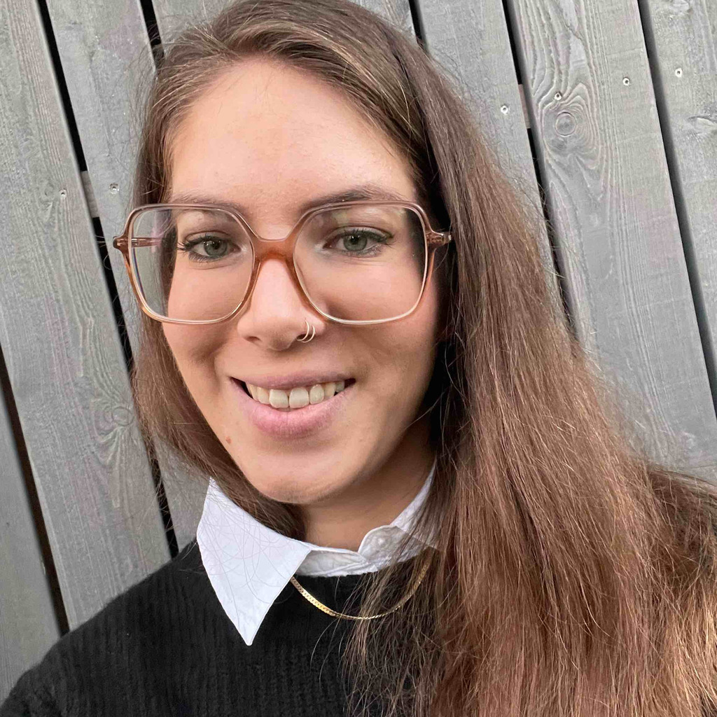 Alexandra Hof - Sachbearbeiter Finanzbuchhaltung - K-Pro GmbH | XING