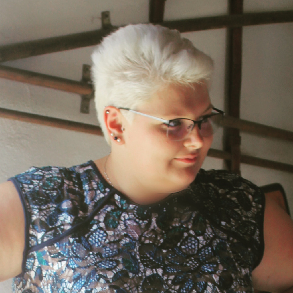 Michèle Stange - Sachbearbeiter Finanzbuchhaltung - Stadtwerke ...