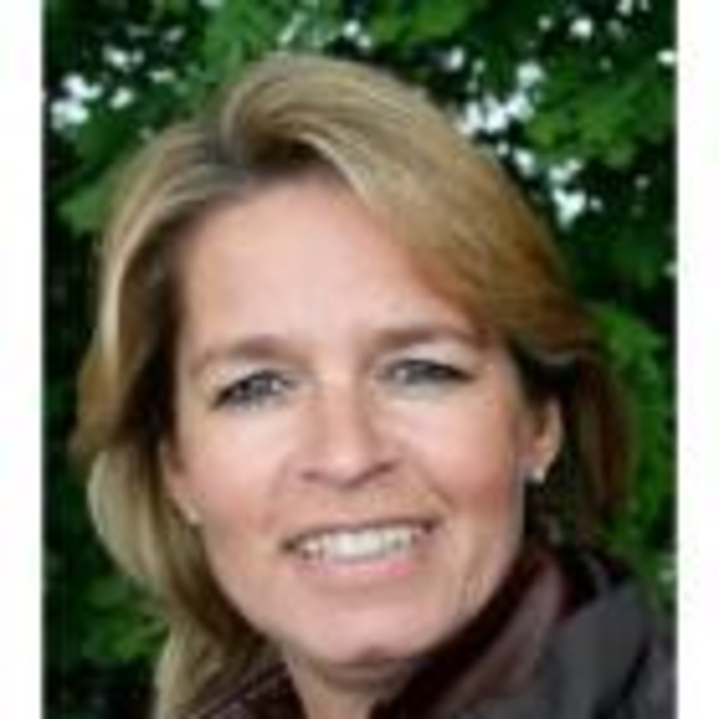 Andrea Rietzel - Assistentin der Geschäftsführung - TUIfly | XING