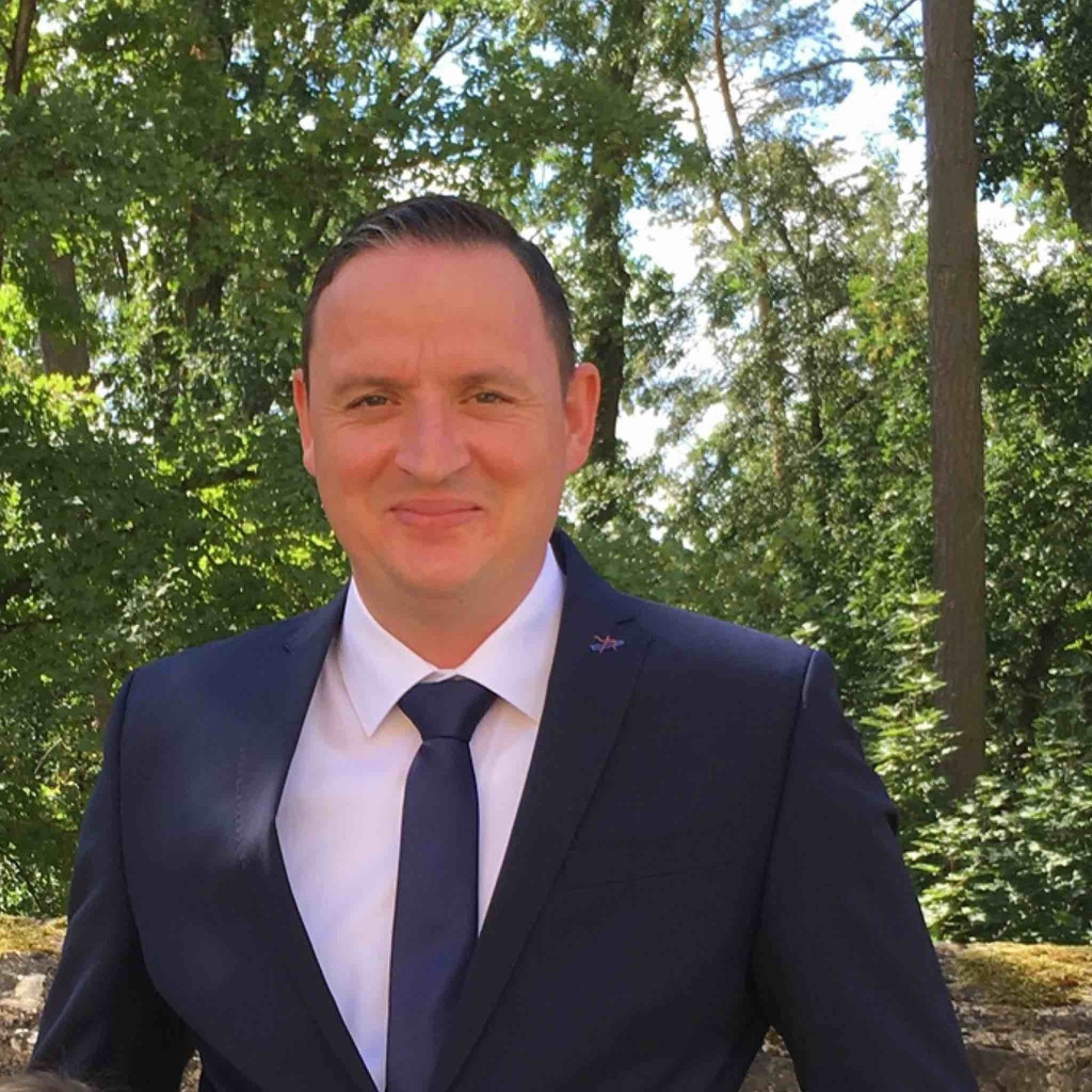 Michael Back - Leitung Speicher/Datensicherung & Archivspeicher - EDEKA ...