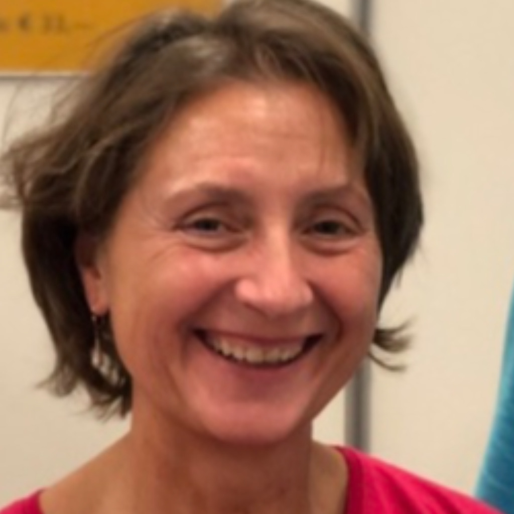 Doris Lucas's Instagram, Twitter & Facebook on IDCrawl