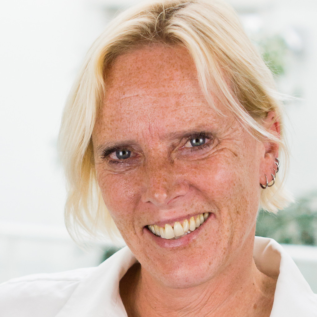 Michelle Wrobel's Instagram, Twitter & Facebook on IDCrawl