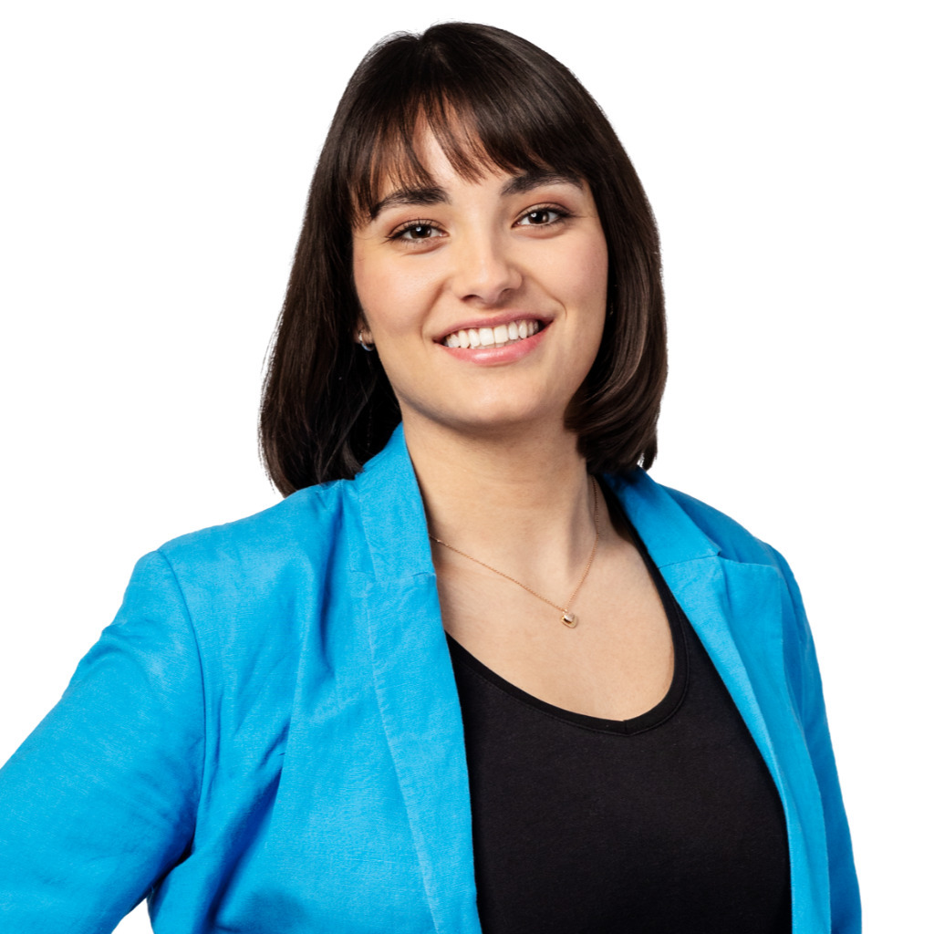 Samira Said - Duale Studentin Personalmanagement - Simon Hegele ...