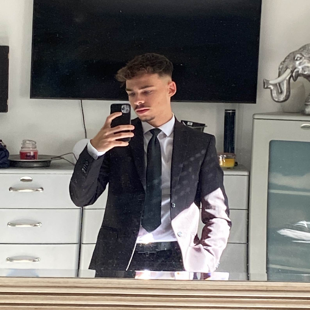 Mike Stobbe - Kaufmann für Büromanagement - mister*lady GmbH | XING