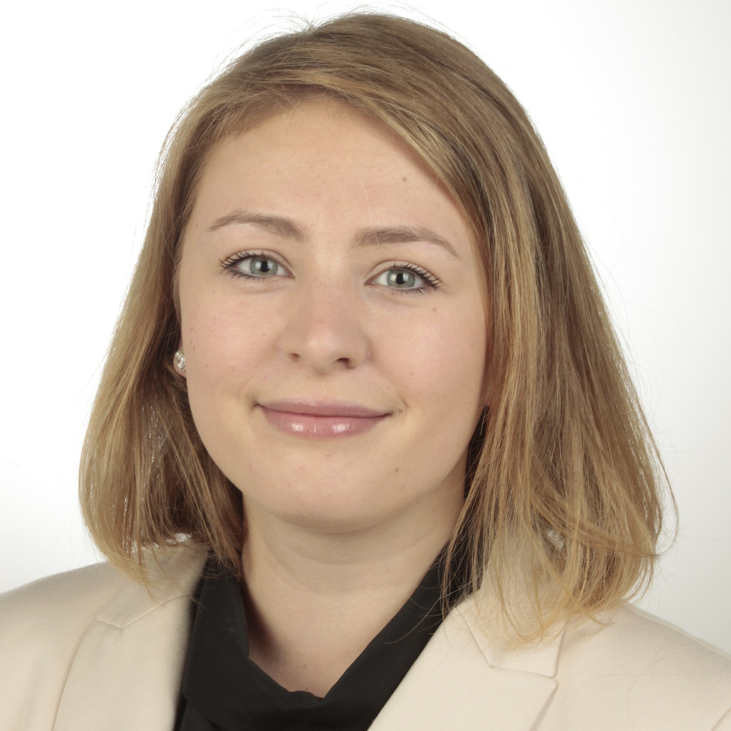 Anna-Lena Hell - Gruppenleitung Operativ/Taktischer Einkauf externe ...