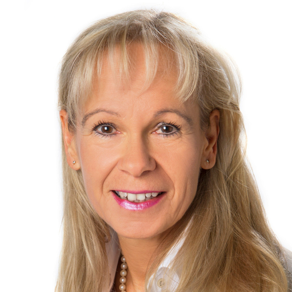 Astrid Schmidt - Praxisleitung der Praxen Physiotherapie - Vitus ...