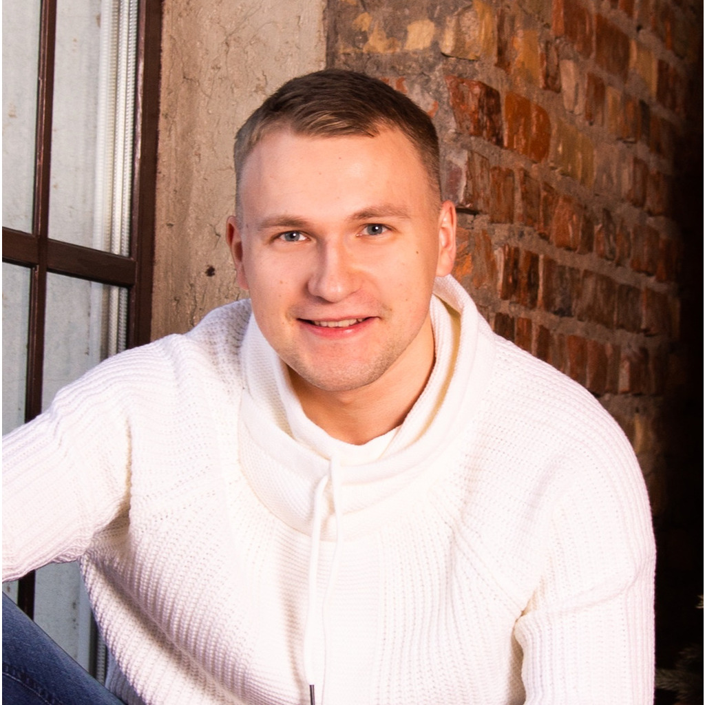 Denis Moiseev - Wedding Videographer - Self Employed Freelancer | XING