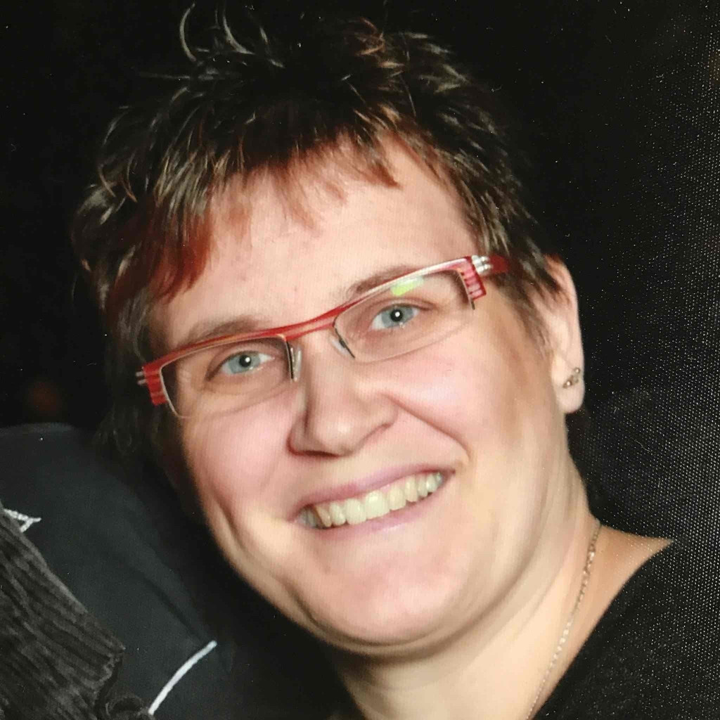 Stephanie Schmidt - Industrie-Verkauf - Adalbert Zajadacz GmbH & Co. KG ...