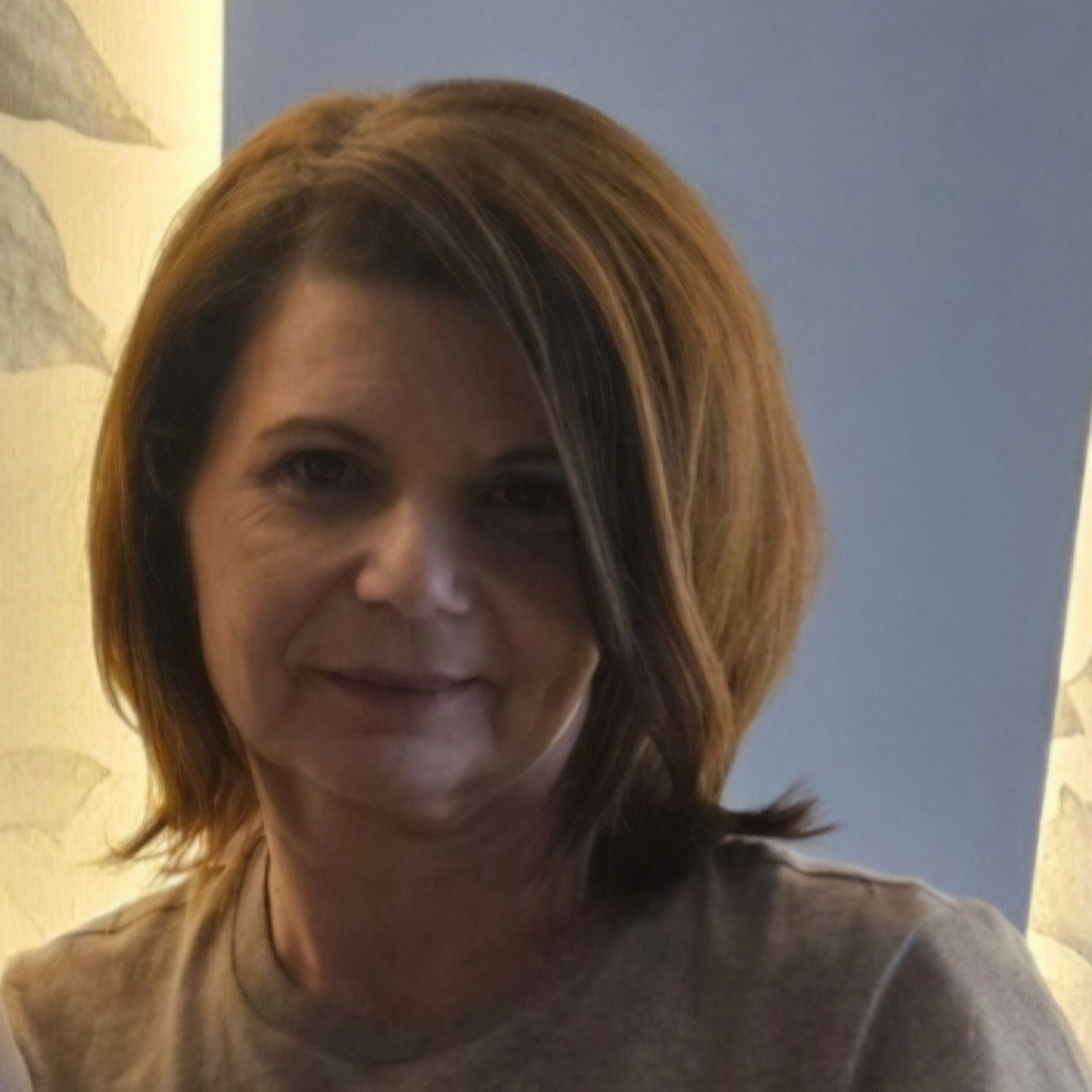 Suzana Beck - Filialleiterin - C&A Mode GmbH & Co. KG | XING