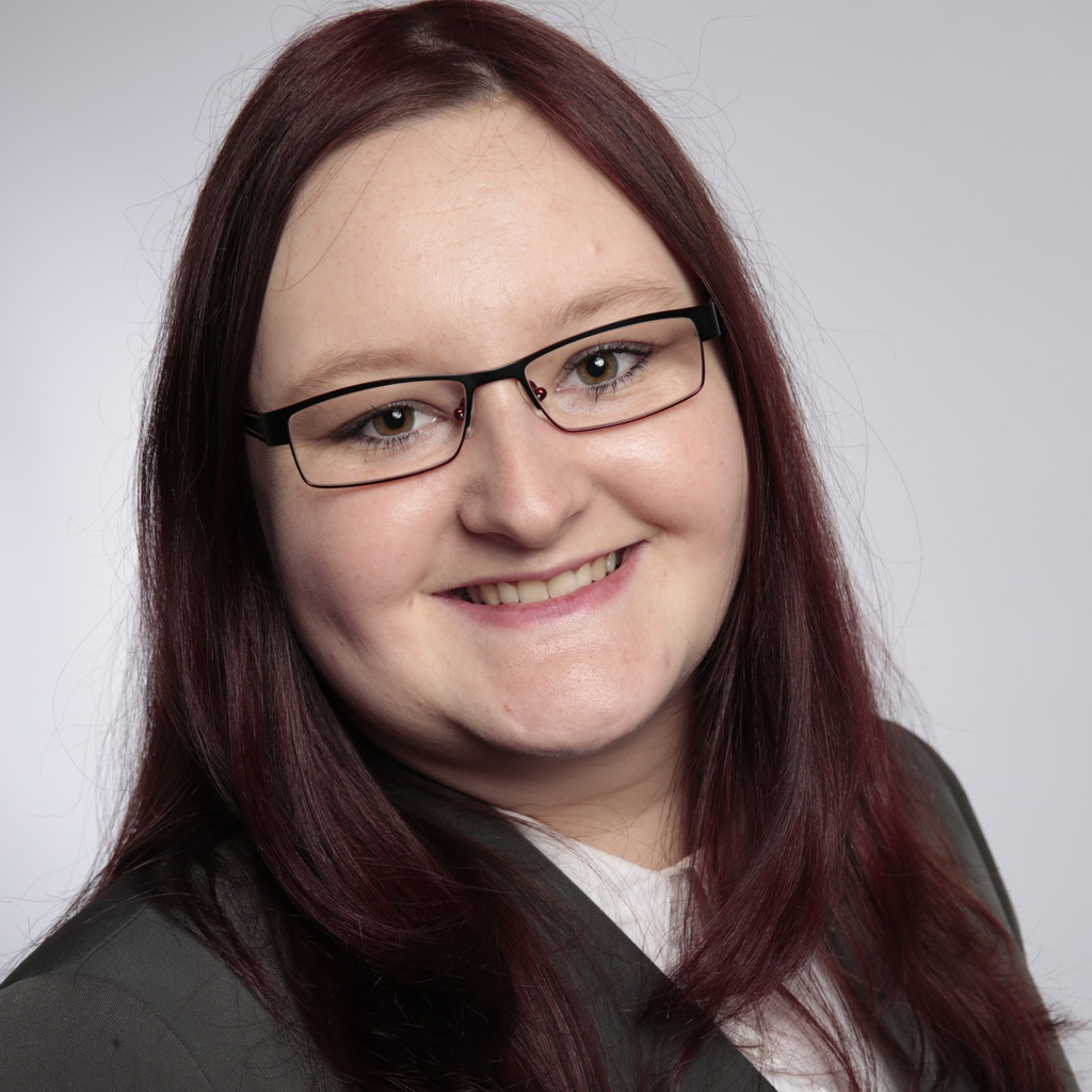 Jessica Görtz - Kauffrau für Büromanagement - Akademie Klausenhof gGmbH ...