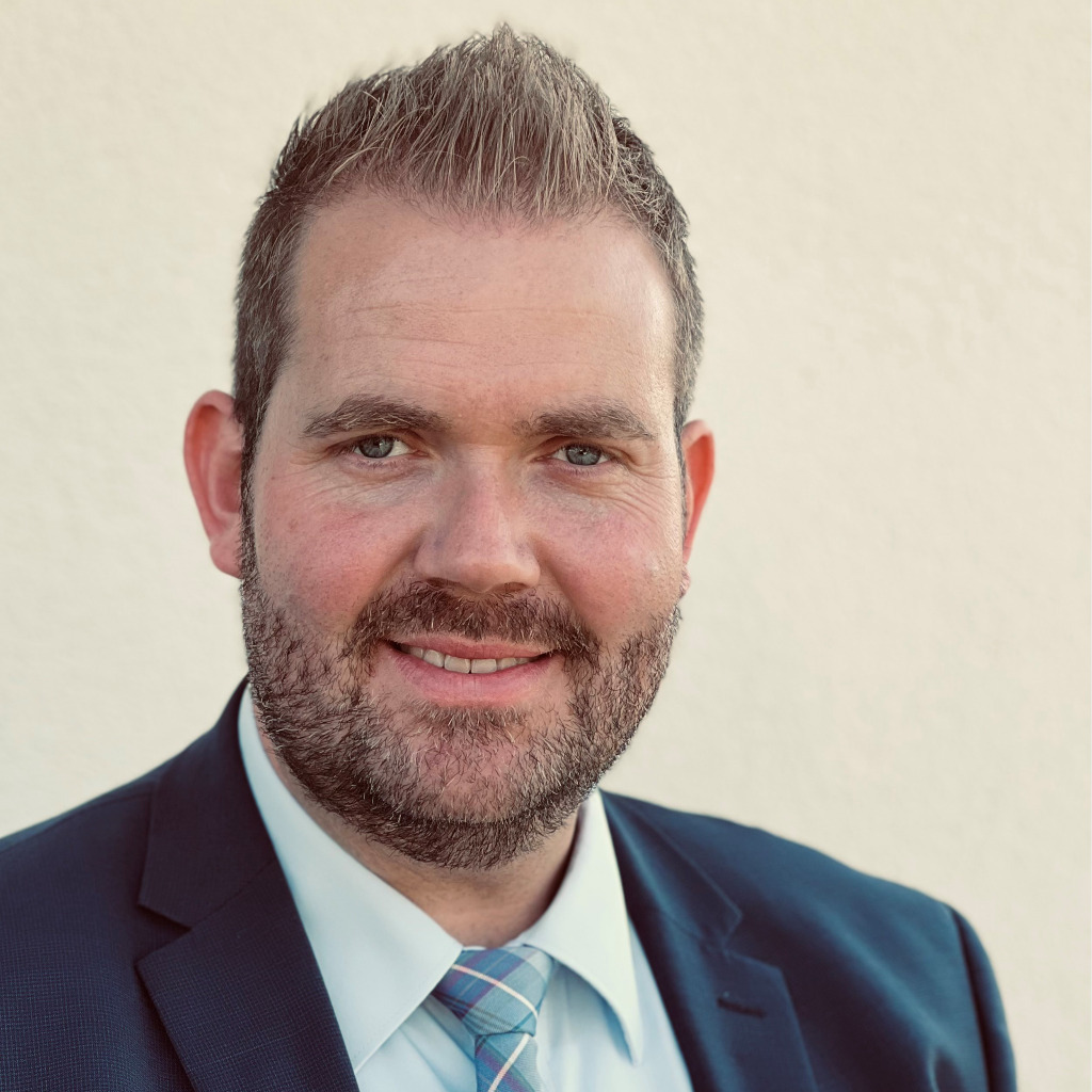 Simon Küthe - Bereichsleiter - Debeka | XING