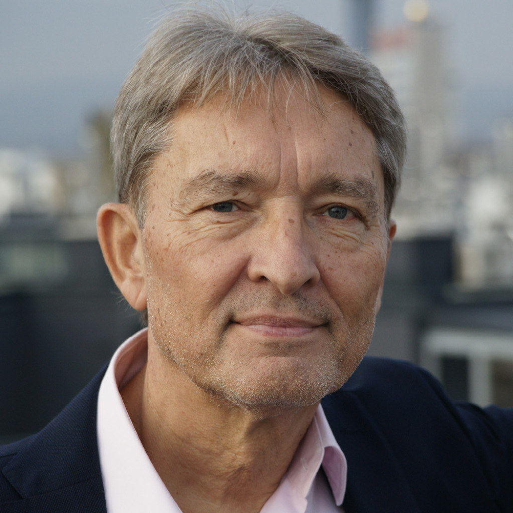 Josef Gundinger - Geschäftsführer - RAUMZEIT8 KG | XING