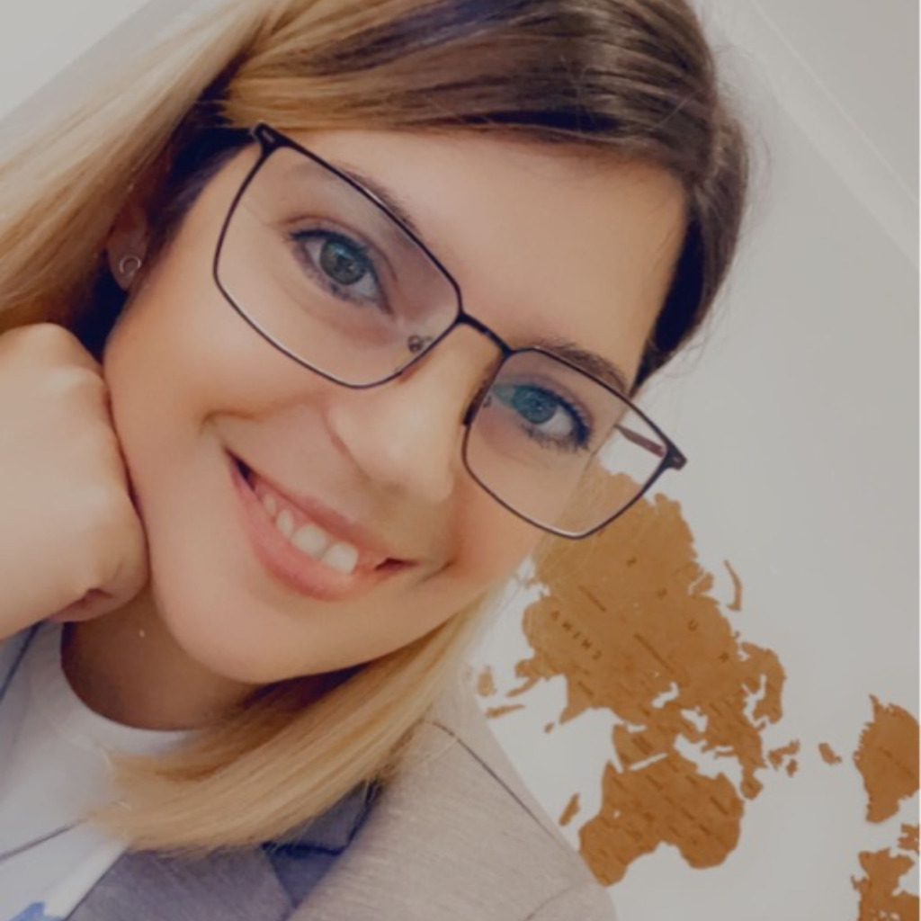 Samantha Robson's Instagram, Twitter & Facebook on IDCrawl