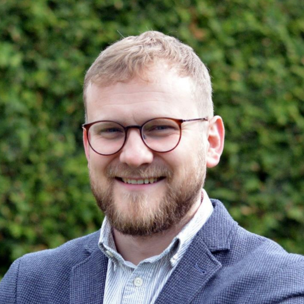 Peter Fast - Lehrer - Carl-Severing-Berufskolleg Metall- und ...