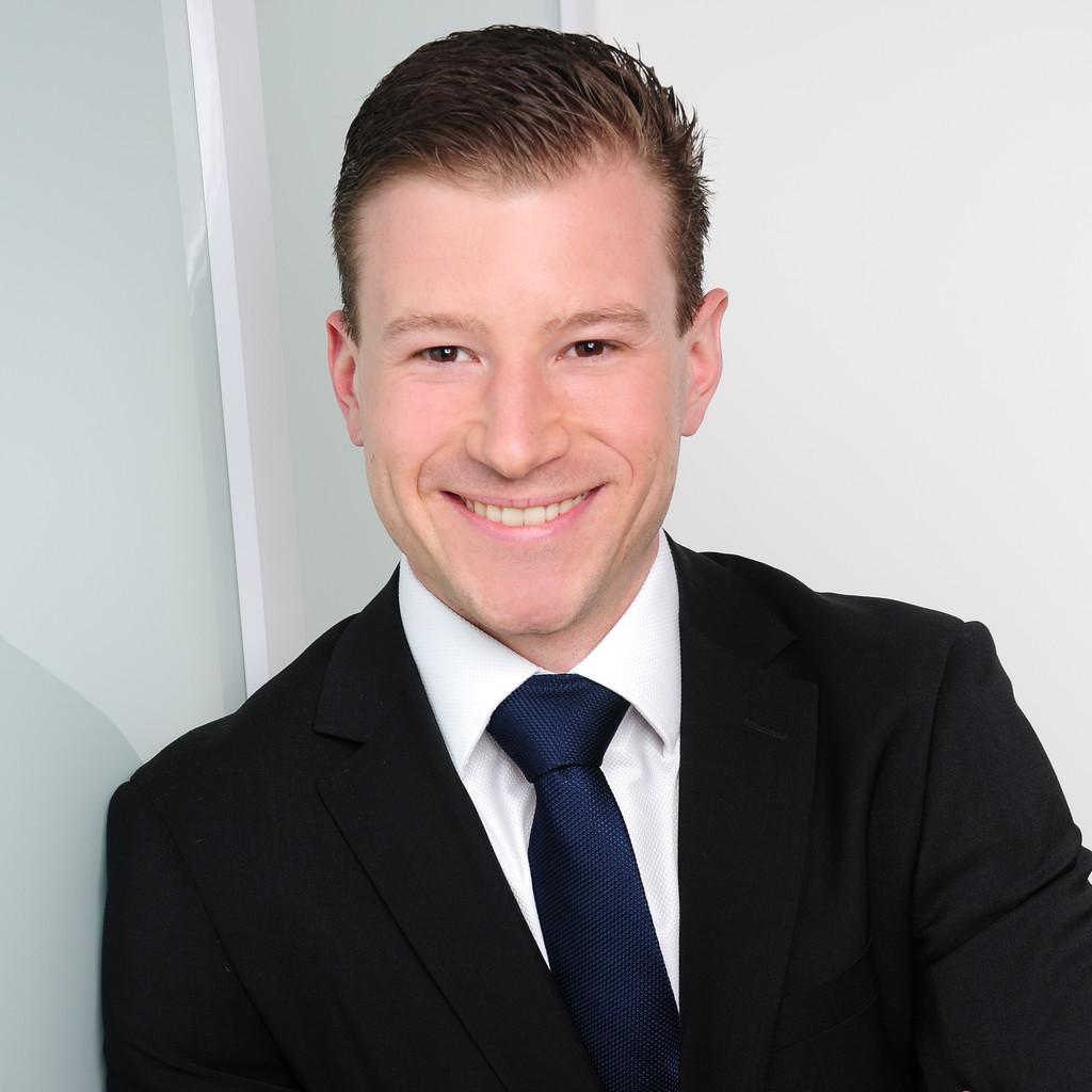 Prof. Dr. Stefan Nertinger - Professor für Strategisches Management ...