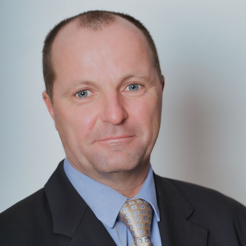 Dominik Kozlik - Co-Founder - www.sommelier-jobs.com - Premium ...