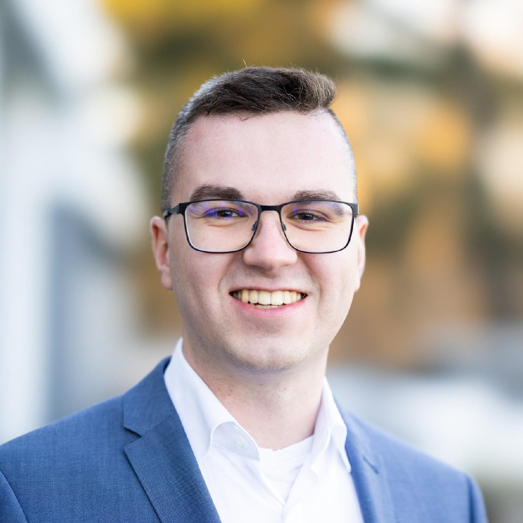 Nico Adam - Personalreferent - Maritim Hotel Magdeburg | XING