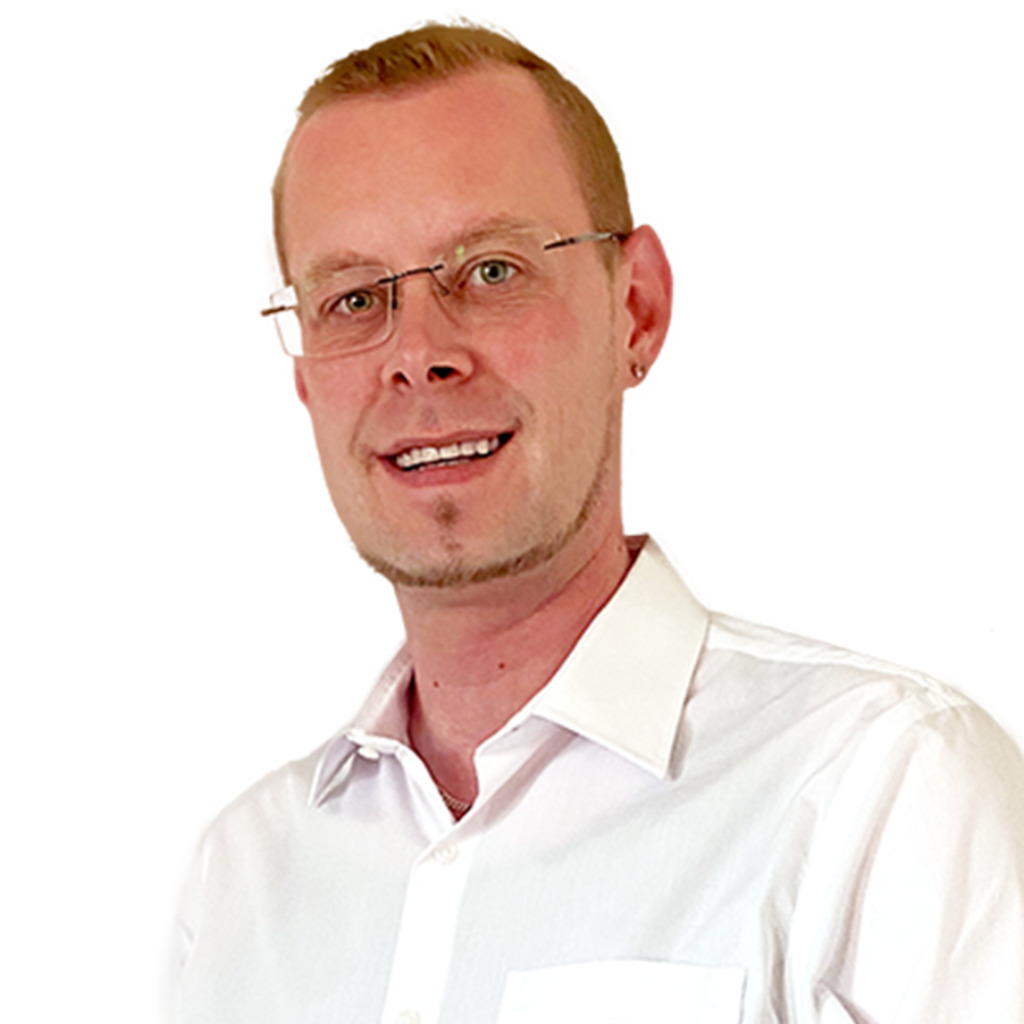 Stefan Waldhauser - Customer Service Manager, Online Marketing Manager, Systemadministrator ...